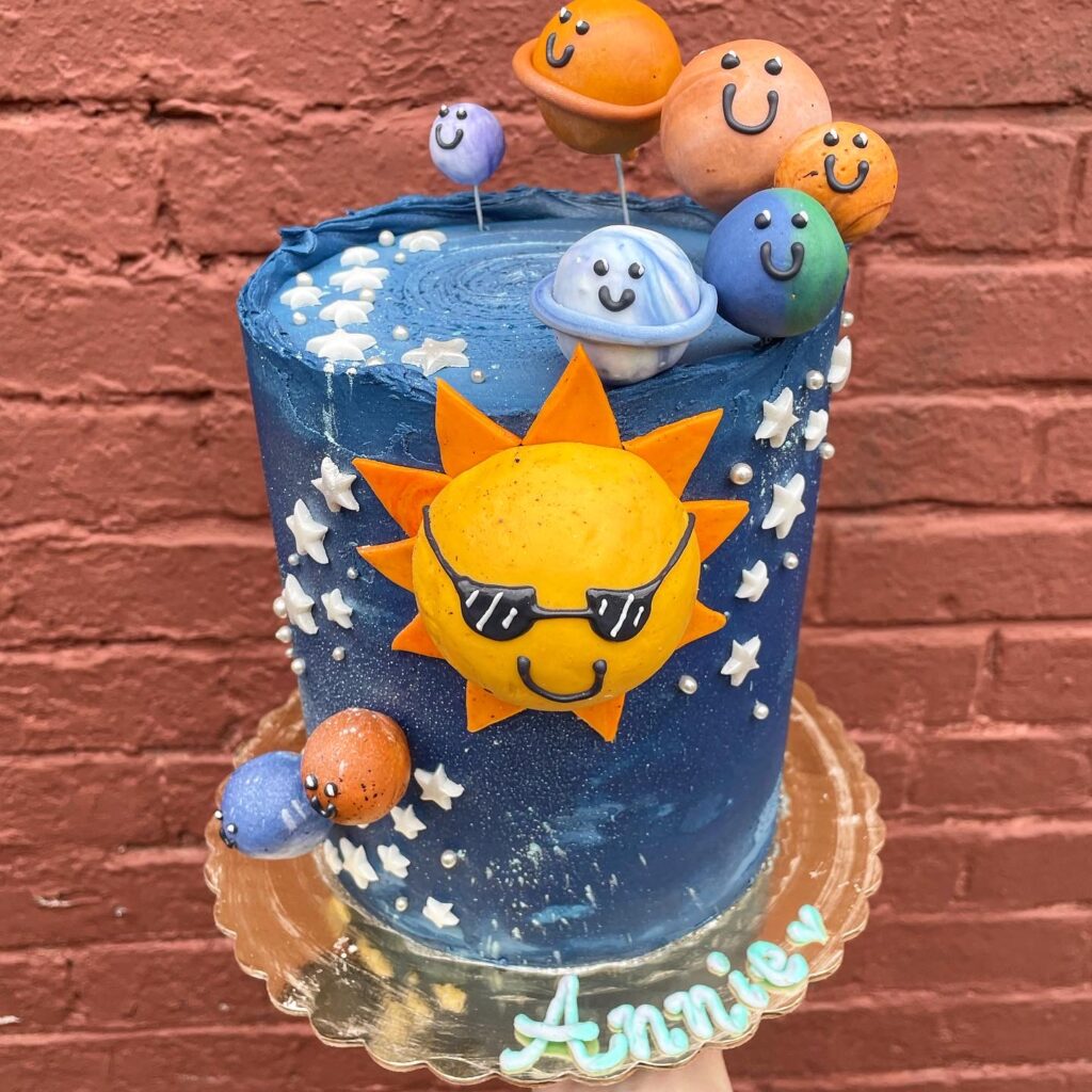 Solar System Cake – Baes Baekery
